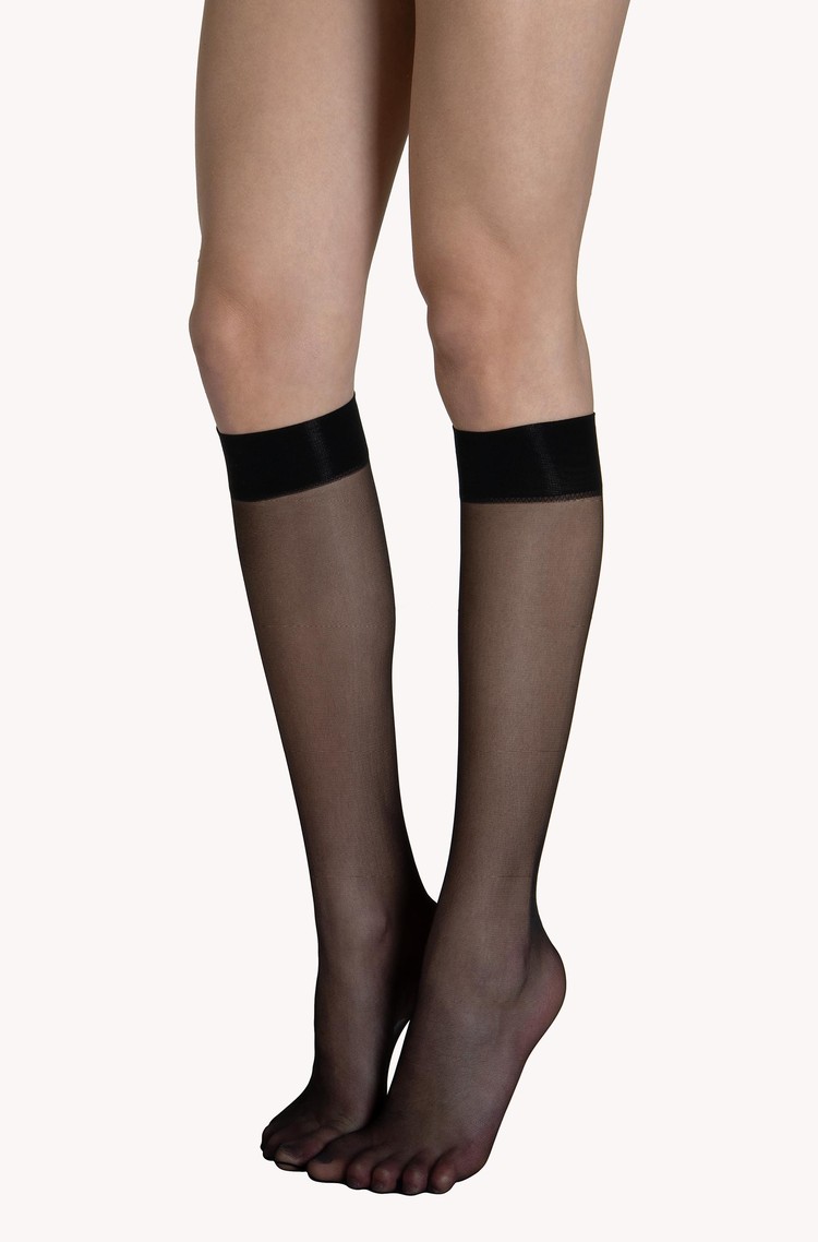 LISCA Pretty 15 den dokolenke – 2 para preko spleta na emporium.si